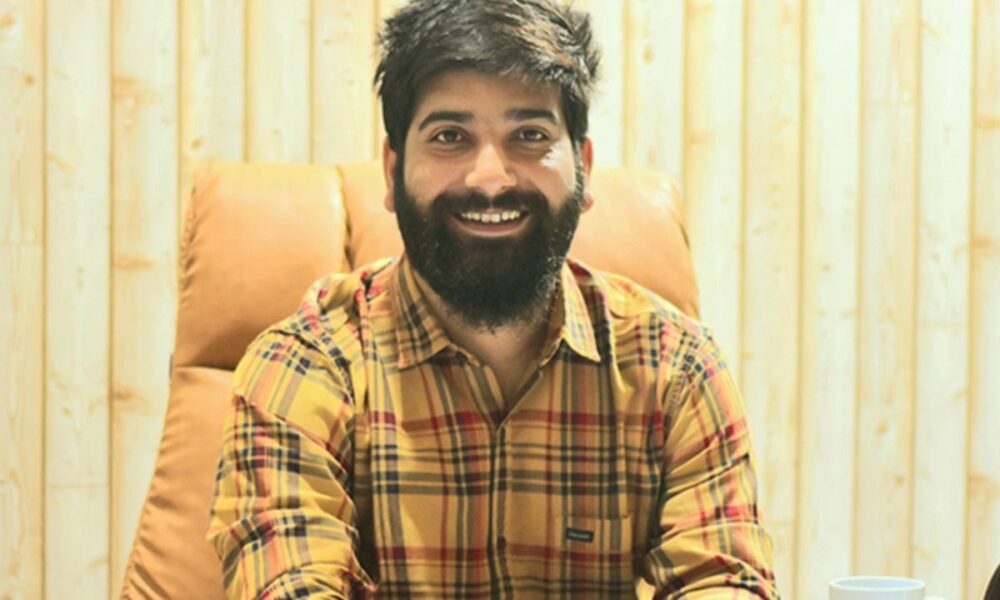 Malik Aadil's Groxery Strives for Expansion Amidst Kashmir's Internet Challenges - VANITY STARDOM